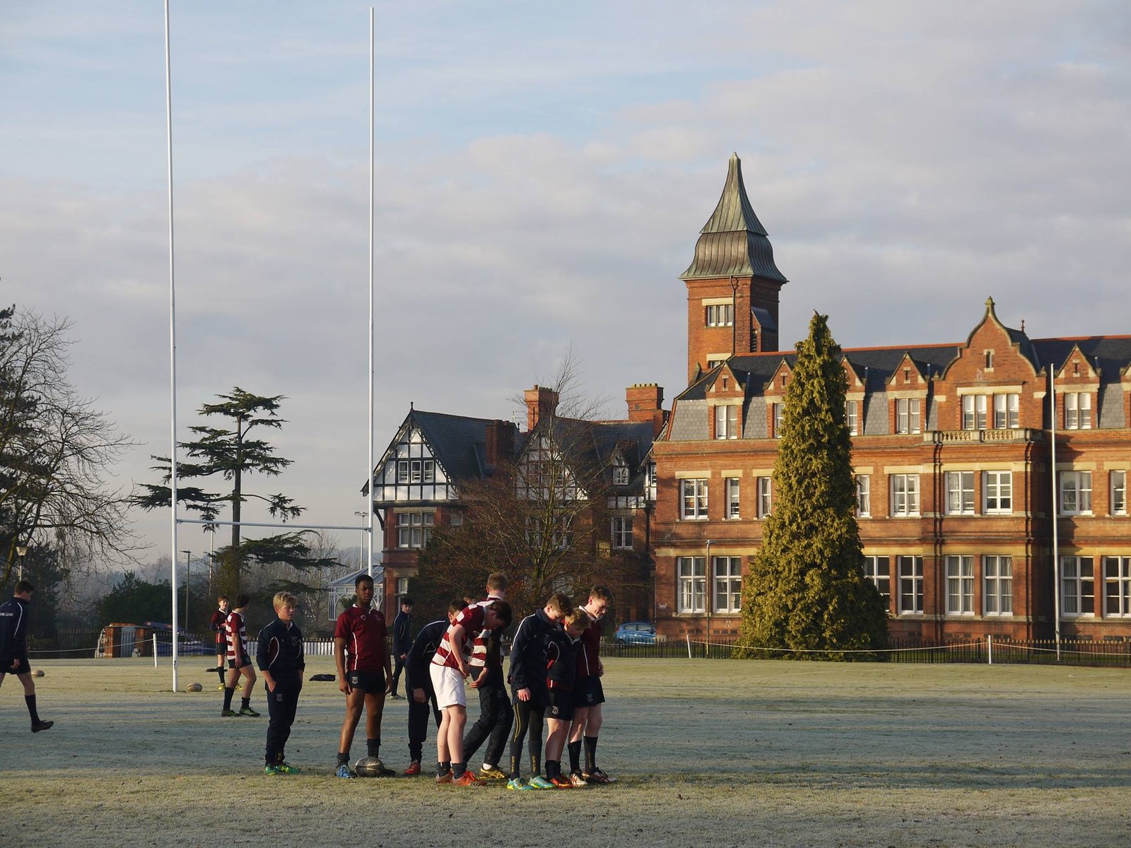 Study School Dean Close England - PeyvandUK